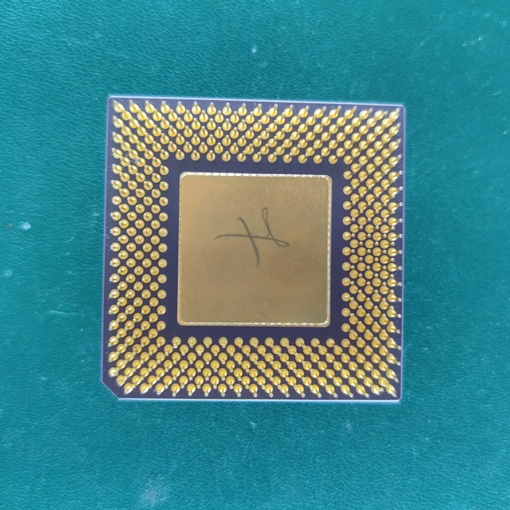 Old CPUs for Sale – Intel, AMD, Ceramic Chips | CPU Vintage